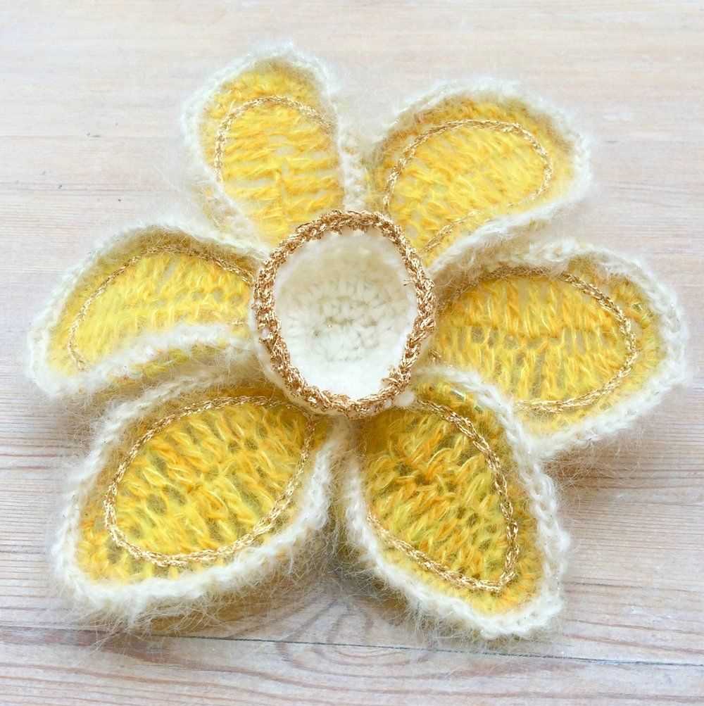 Creating a Whimsical Daffodil: A Unique Knitting Pattern