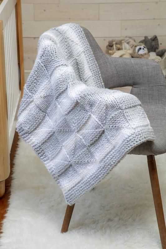 Whirling Pinwheels: A Charming Blanket Knitting Pattern