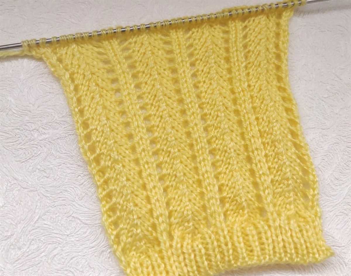 Creative Eyelet Knitting Pattern for Cloverleaf Motif