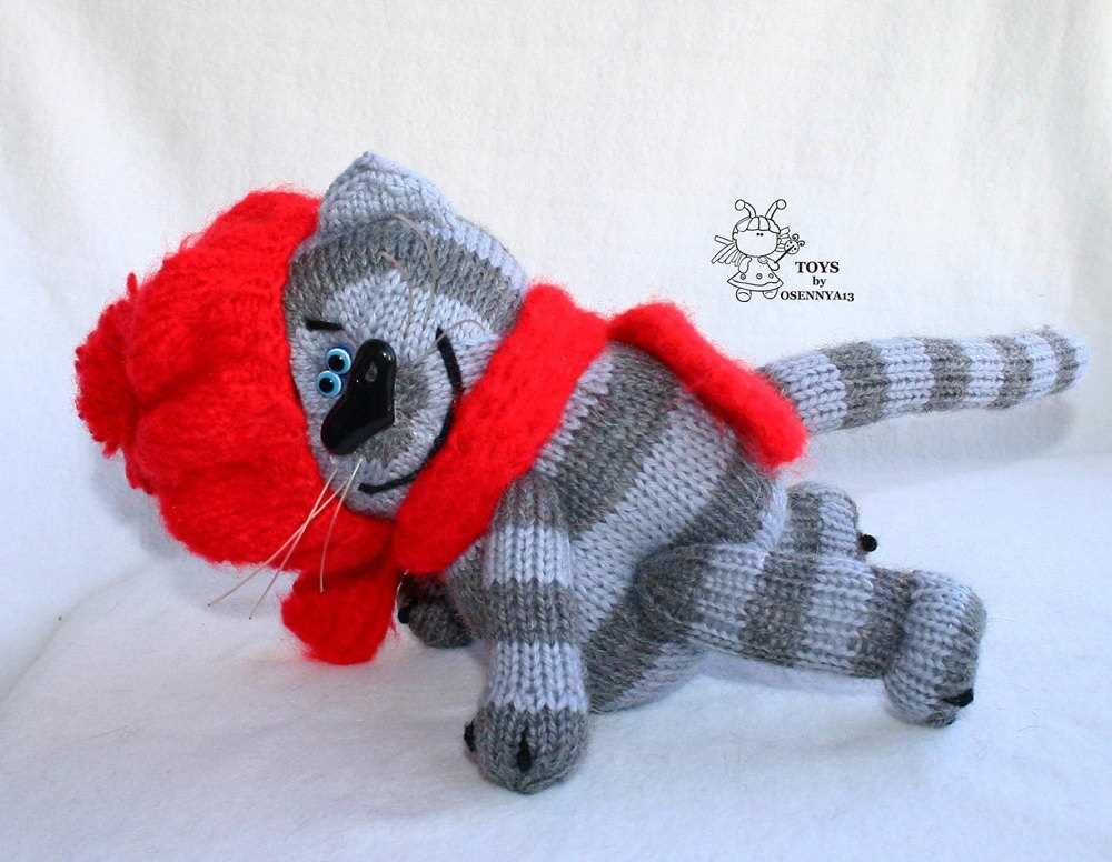 Cozy Craft: Knit Your Own Parlor Cat