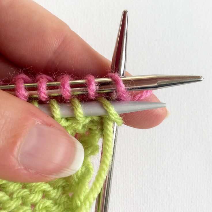 Knit Big: Free Patterns for 12mm Needles