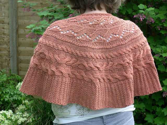 Free Aran Cowl Knitting Pattern
