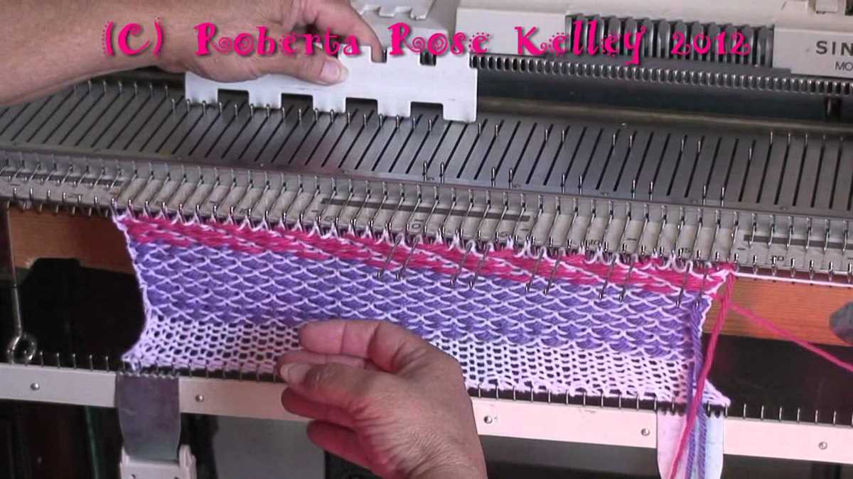 Stylish and cozy: Chunky machine knitting patterns