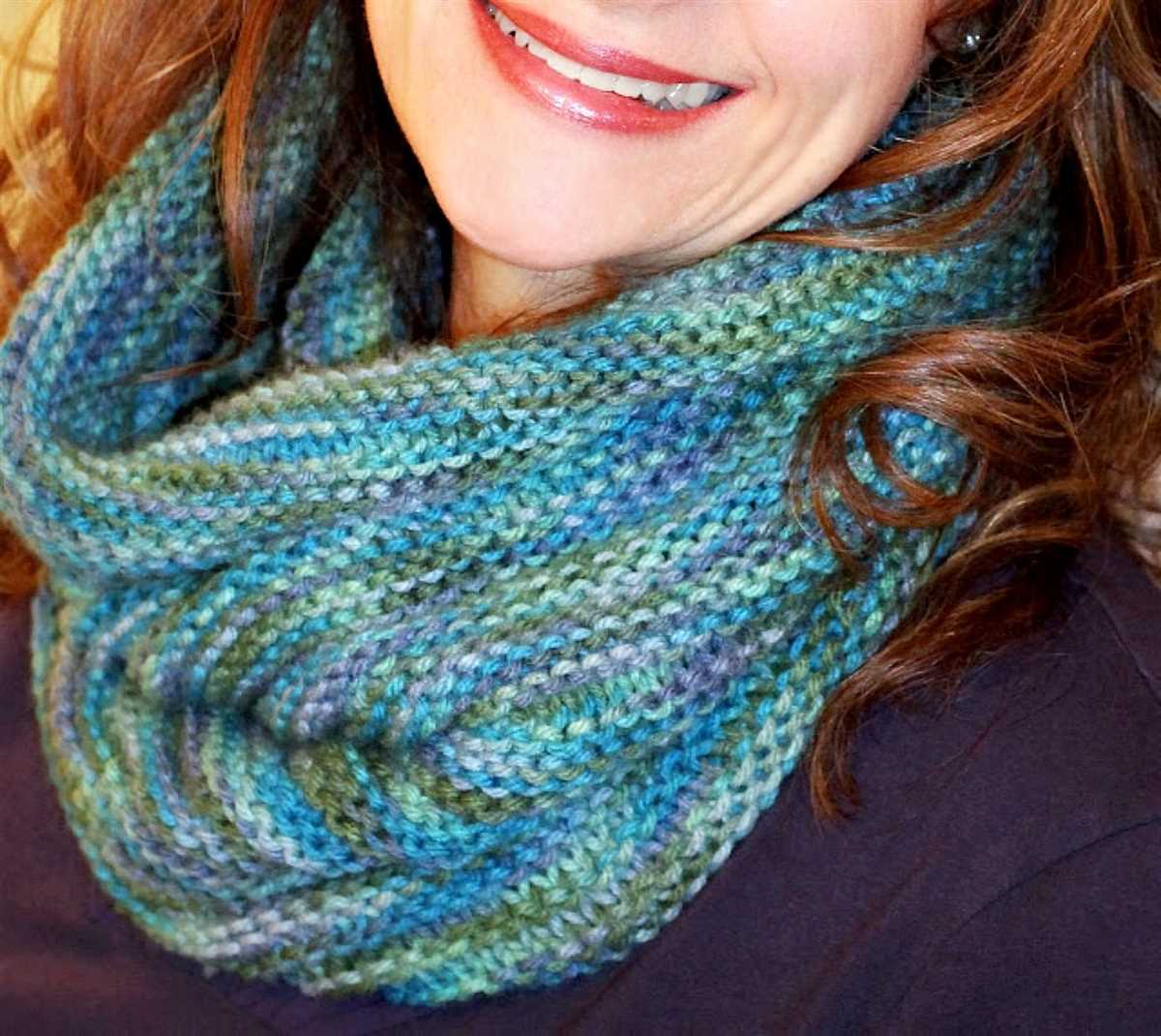 Cozy and Chunky: Bulky Yarn Knitting Patterns for Cowls