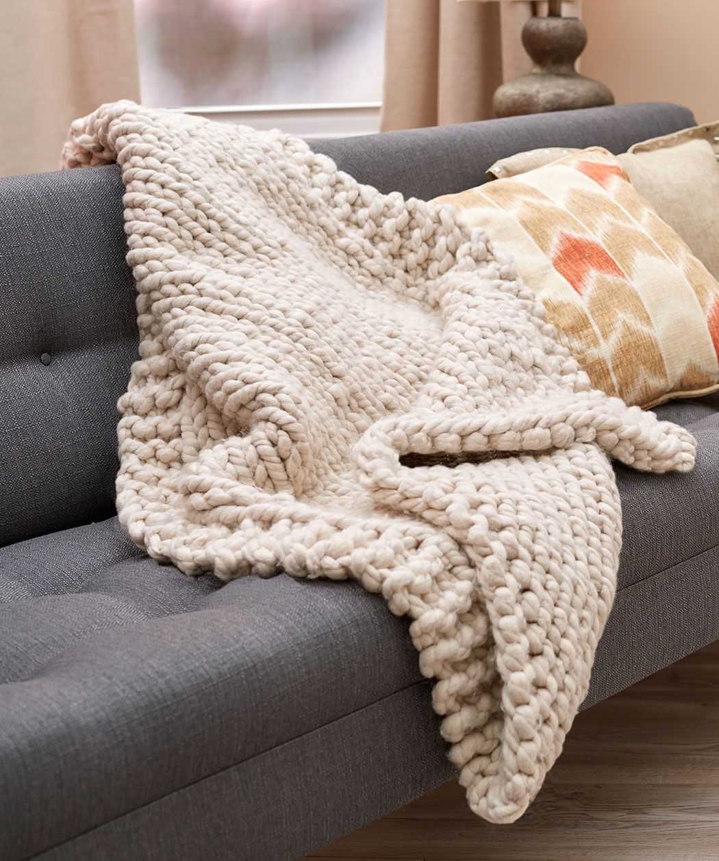 Knit Your Own Stylish Armrest Cover with This Free Pattern