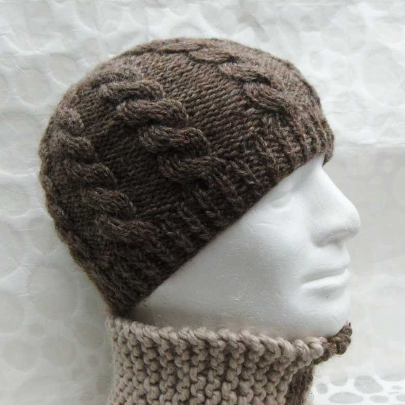 Knit a cozy hat for men with this free pattern