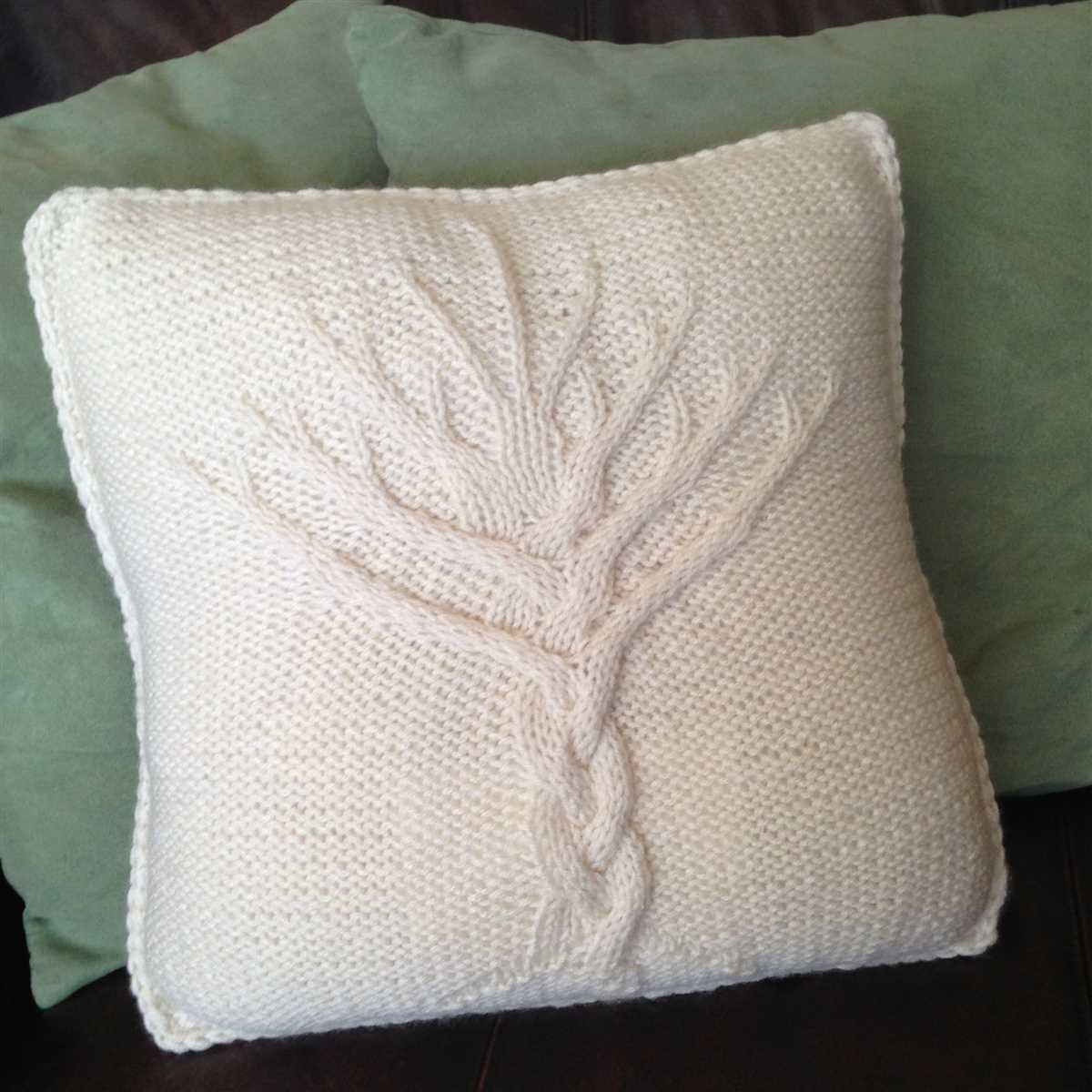 Cozy up your home with these free knitting patterns for cushion covers