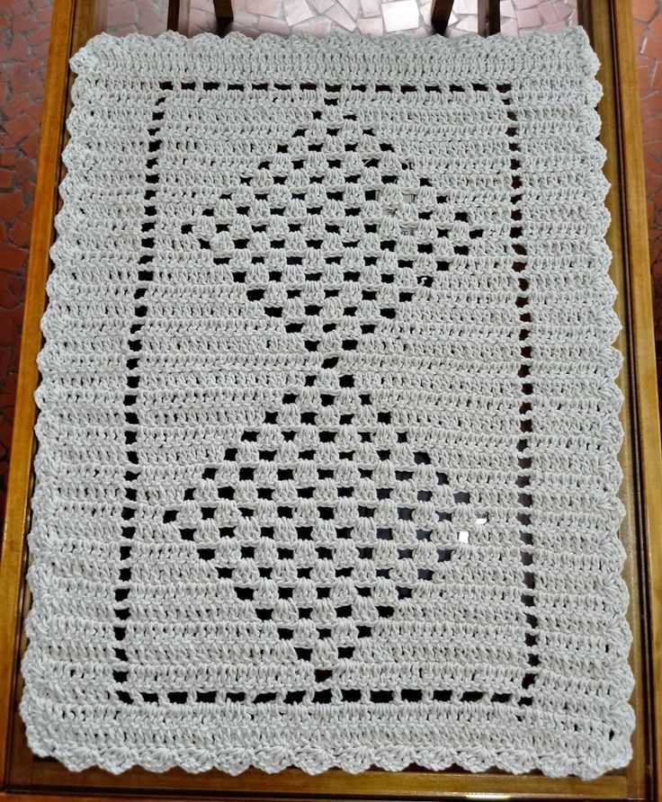 Stitch Your Way to Stylish Tablescapes with these Free Knitting Patterns