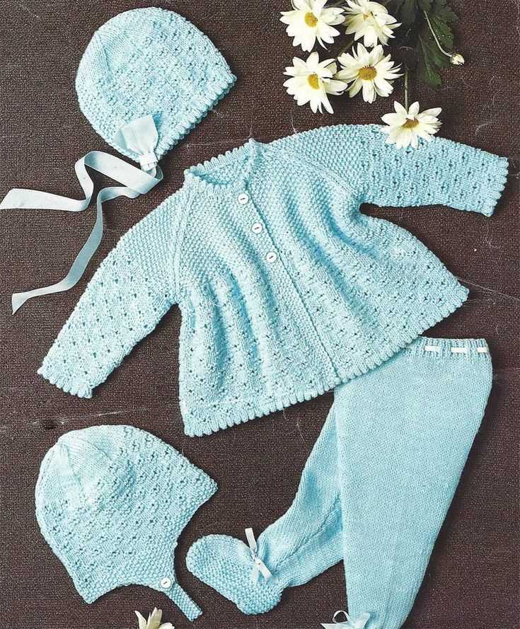 Make your own cozy pram suit with this knitting pattern