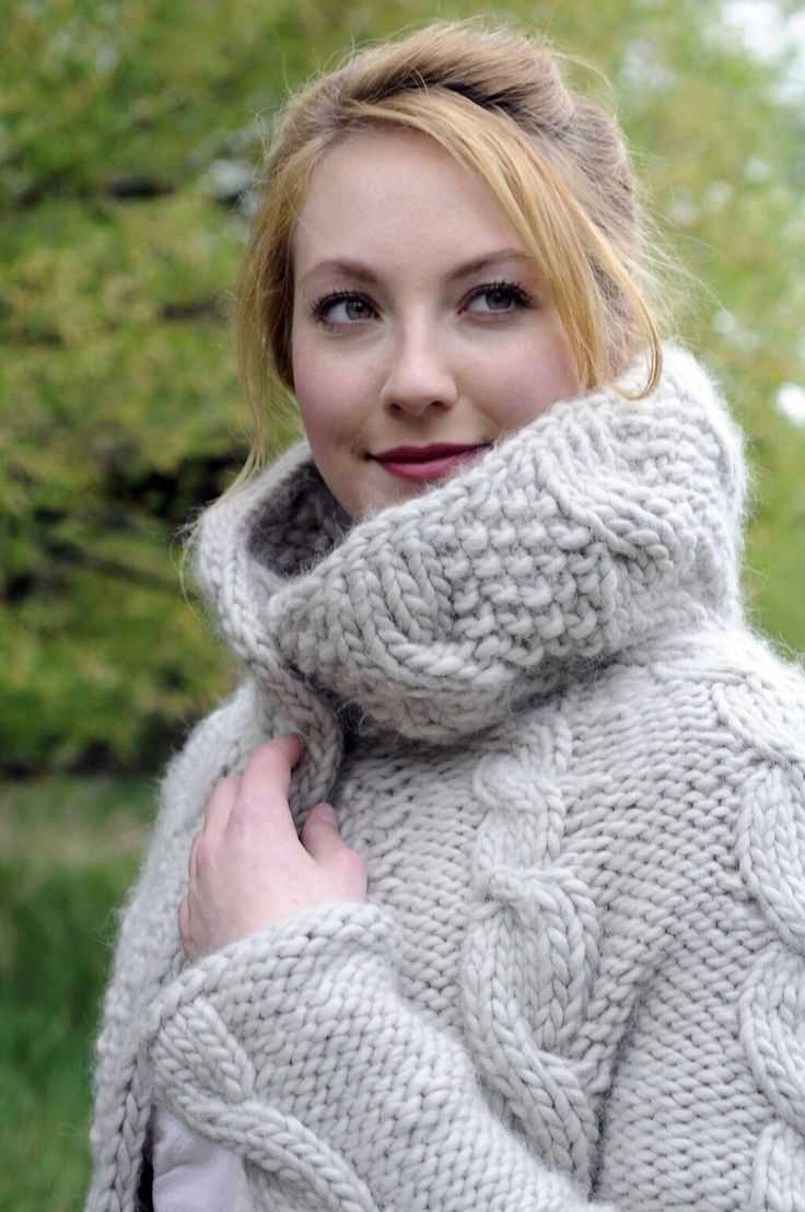 Stylish and Warm: Unique Knitting Patterns for Coats and Jackets