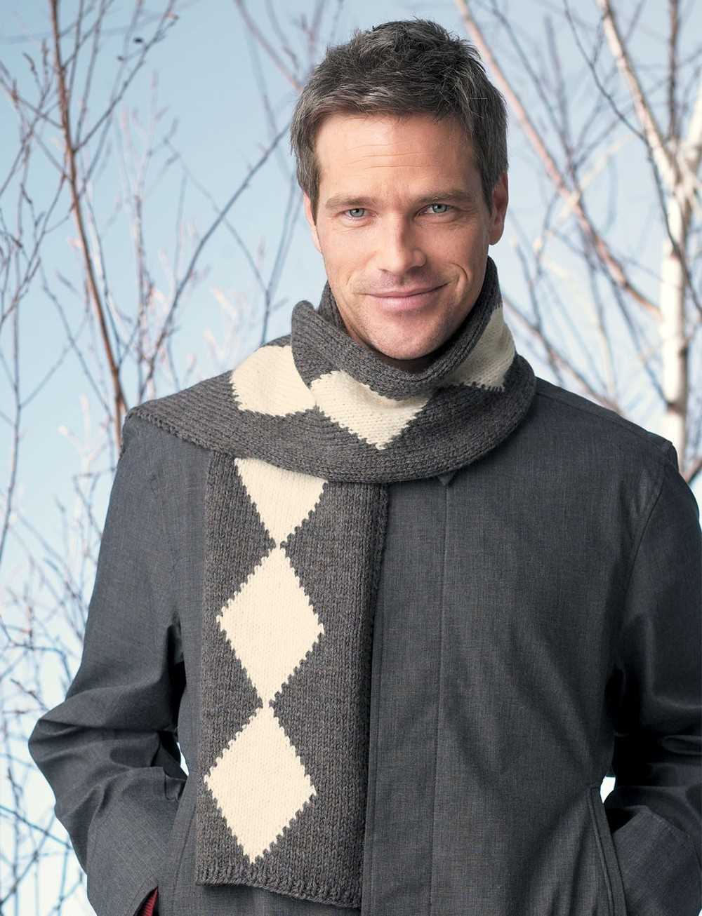 Easy knitting pattern for men's scarf