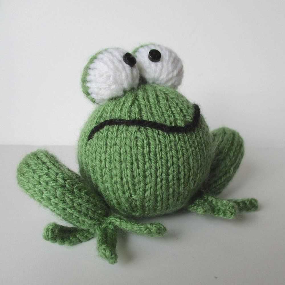 Miniature frog knitting instructions
