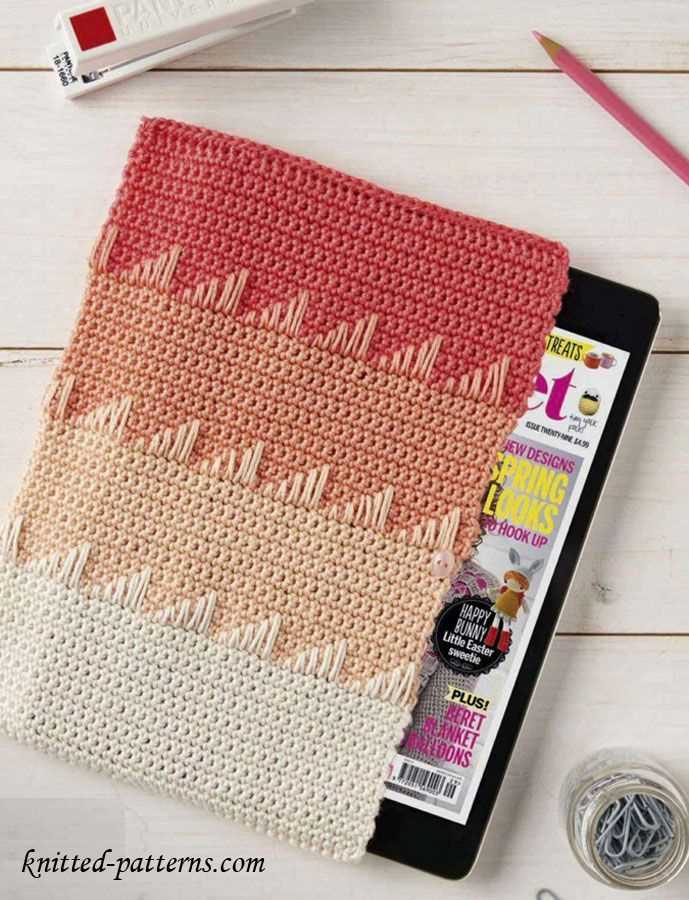 Stylish DIY Knitted iPad Cover - Free Pattern Inside