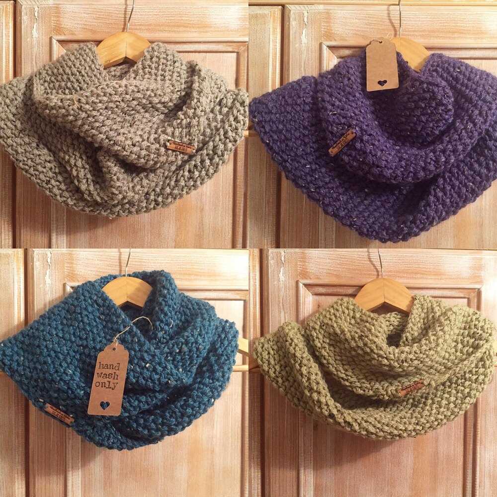 Cozy and Free: Bulky Knit Cowl Pattern
