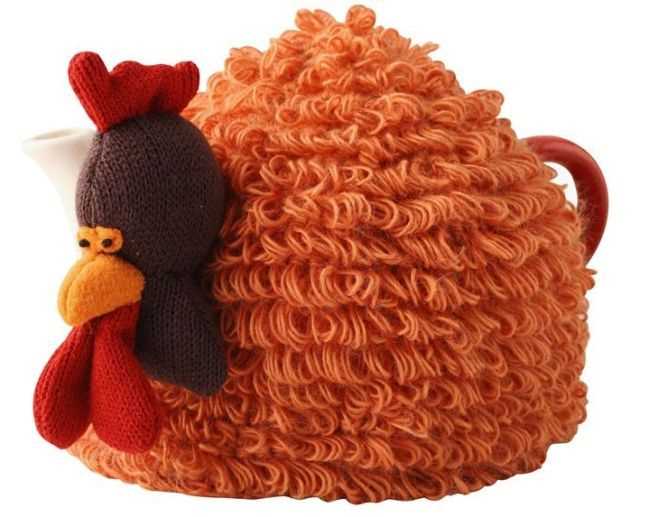 Free Knitting Pattern: Cozy up your tea with a chicken-inspired design