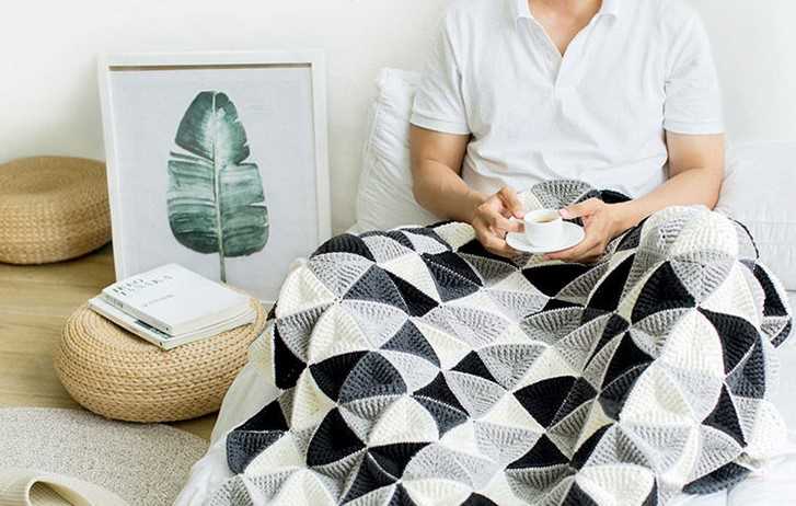 Knit a Cozy Triangle Blanket with This Easy Pattern