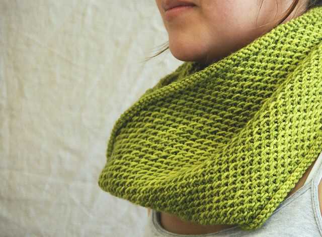 Free Aran Cowl Knitting Pattern