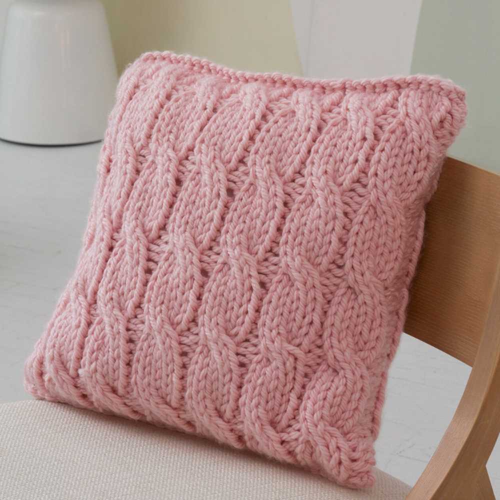 Cozy Up Your Home with a Free Cable Knit Cushion Pattern