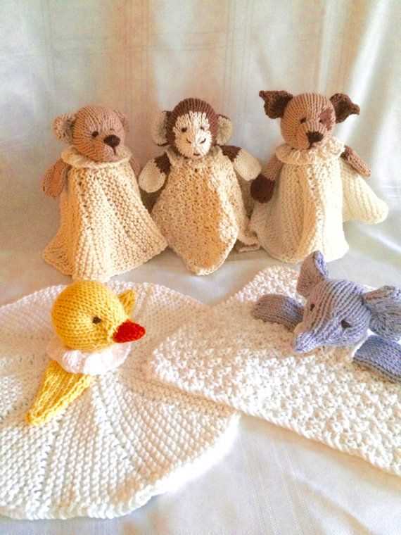 Cozy up with these free knitting patterns for cuddle blankets