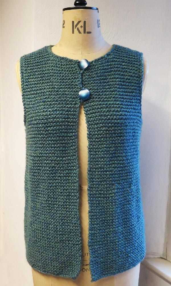 Cozy and Comfy: a Free Pattern for a Bulky Yarn Knitted Vest