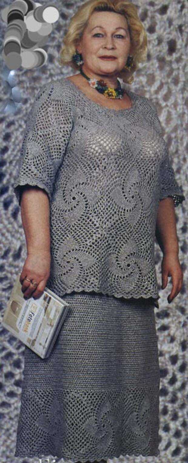Stylish and flattering knitting patterns for curvy women