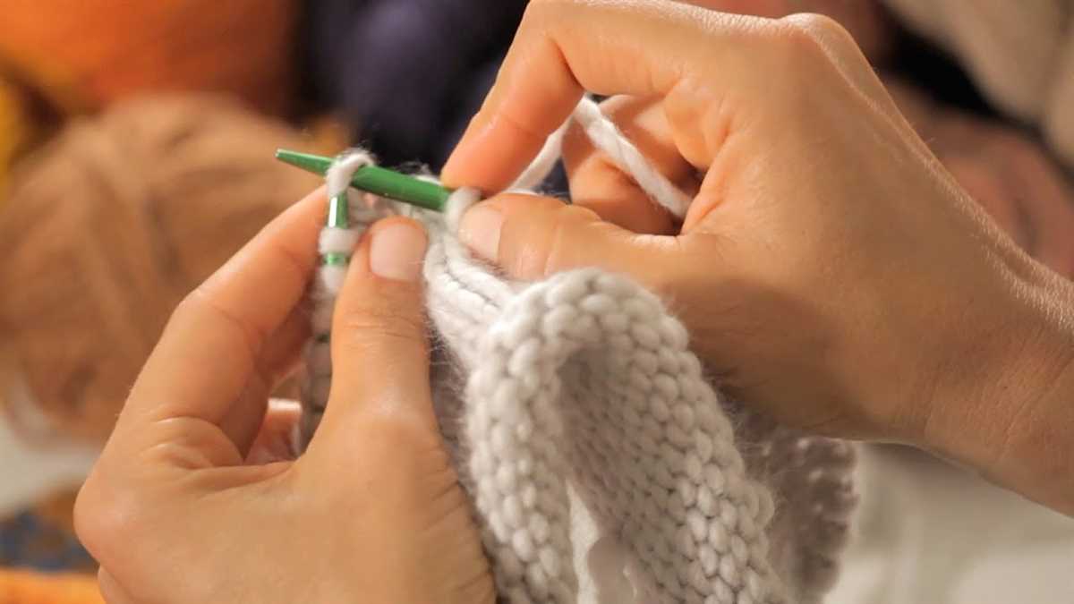 Knit Big: Free Patterns for 12mm Needles