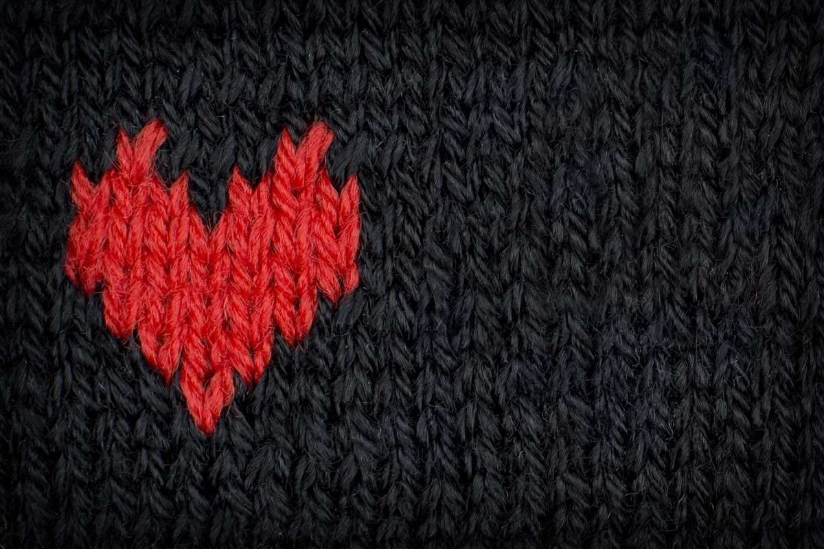 Heartfelt Knits: Create Stunning Large Heart Patterns
