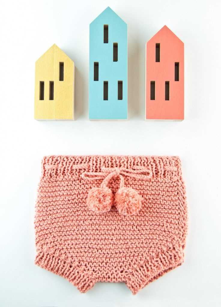 Simple and Stylish Knitting Pattern for Bloomers