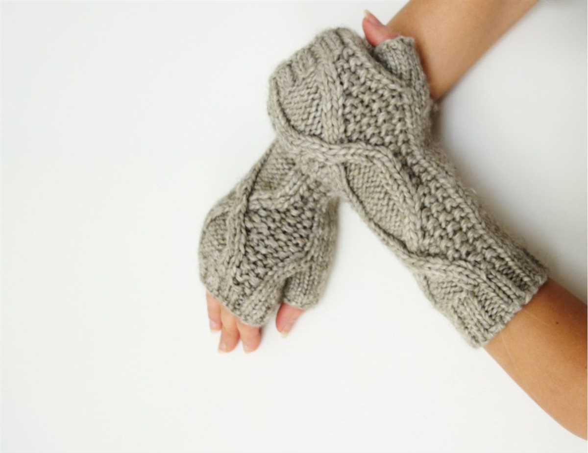 Easy Knitting Pattern for Children's Fingerless Gloves