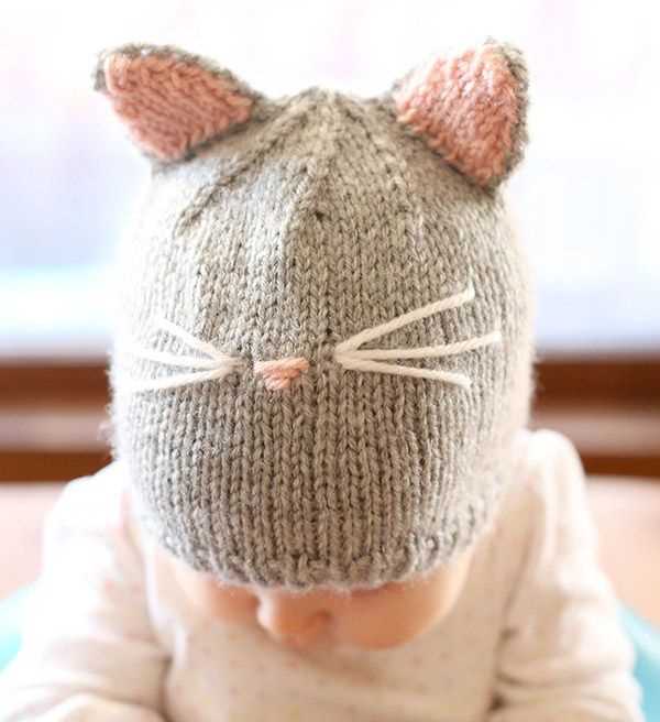 Adorable Knitted Hat Pattern for Your Feline Friend