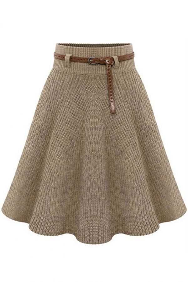 Knit a Stunning Pleated Skirt with This Simple Pattern