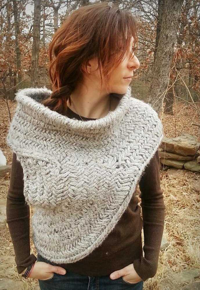 Katniss Cowl: Free Knitting Pattern