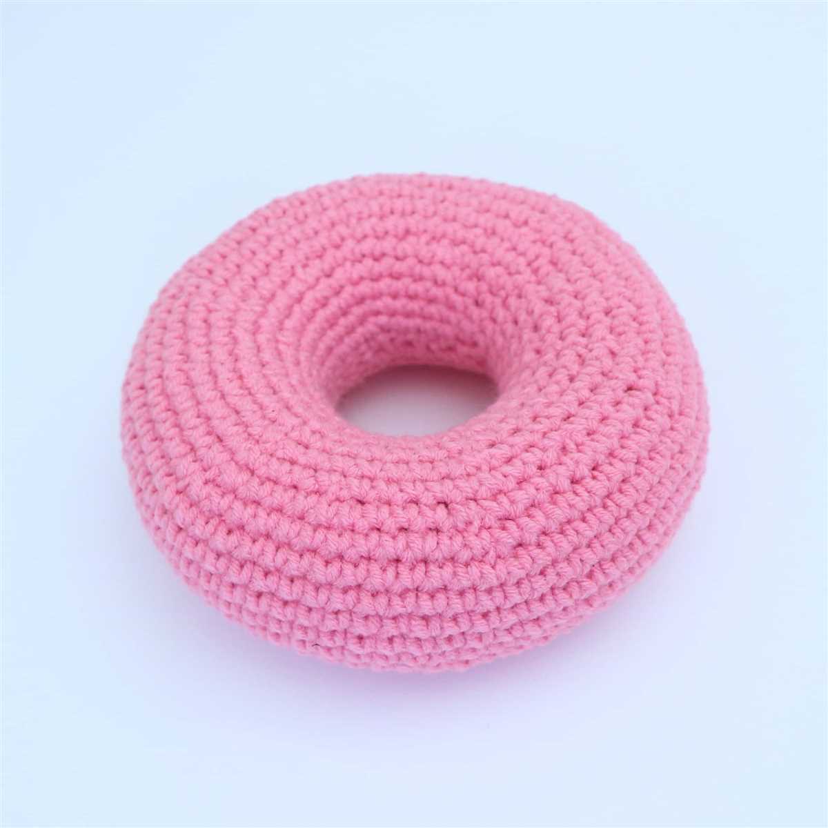 Whip up a sweet knitted donut with this cute pattern