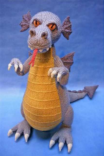 Free pattern for a knitted dragon