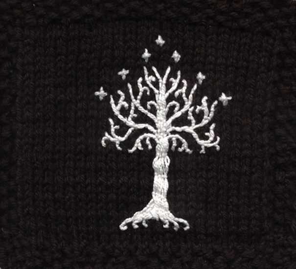 Knit a Stunning Tree of Life Square with This Pattern