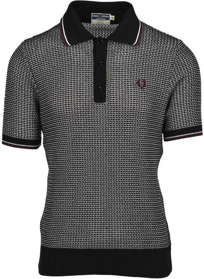Modern Stitch: The Ultimate Knit Polo Pattern for Men