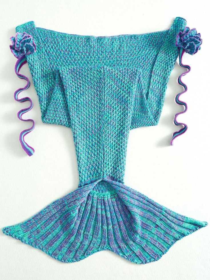 Cozy Up With a DIY Mermaid Tail Blanket: Knitting Pattern