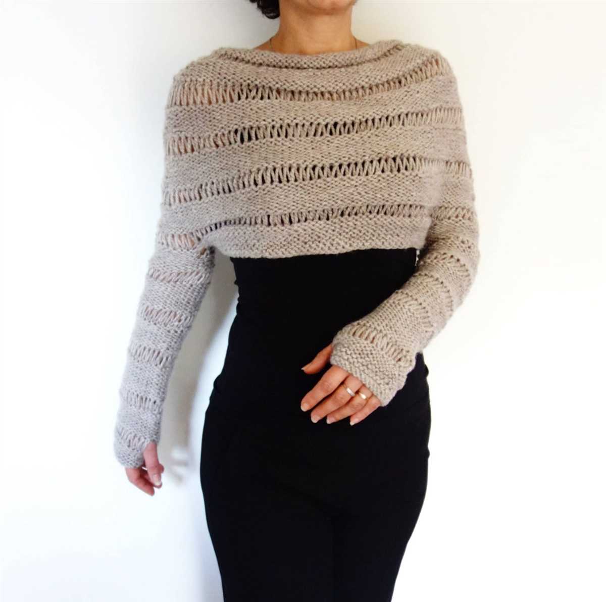 Cozy and Stylish: DIY Chunky Knit Crop Top Pattern