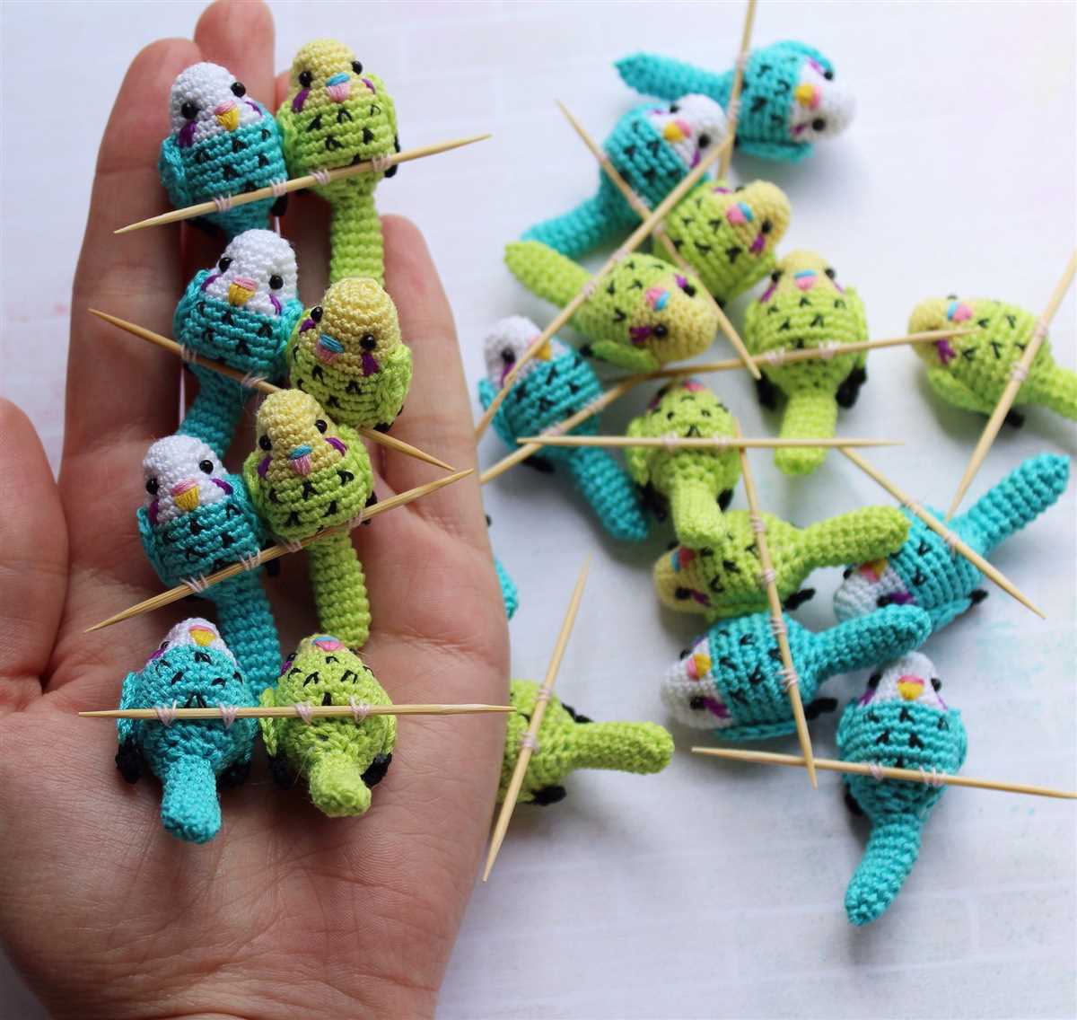 A Free Knitting Pattern for Budgies