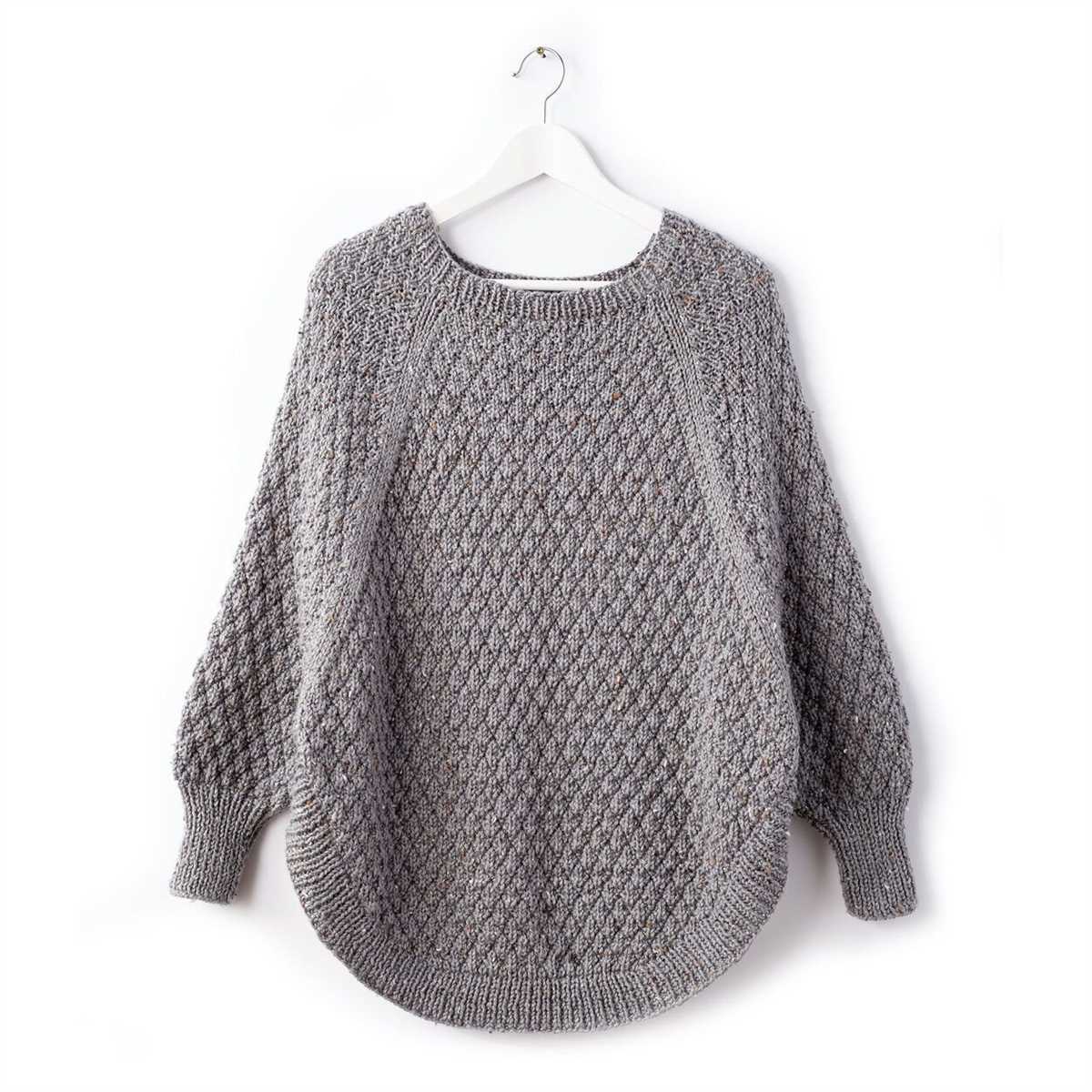 Complimentary oversized knit sweater pattern