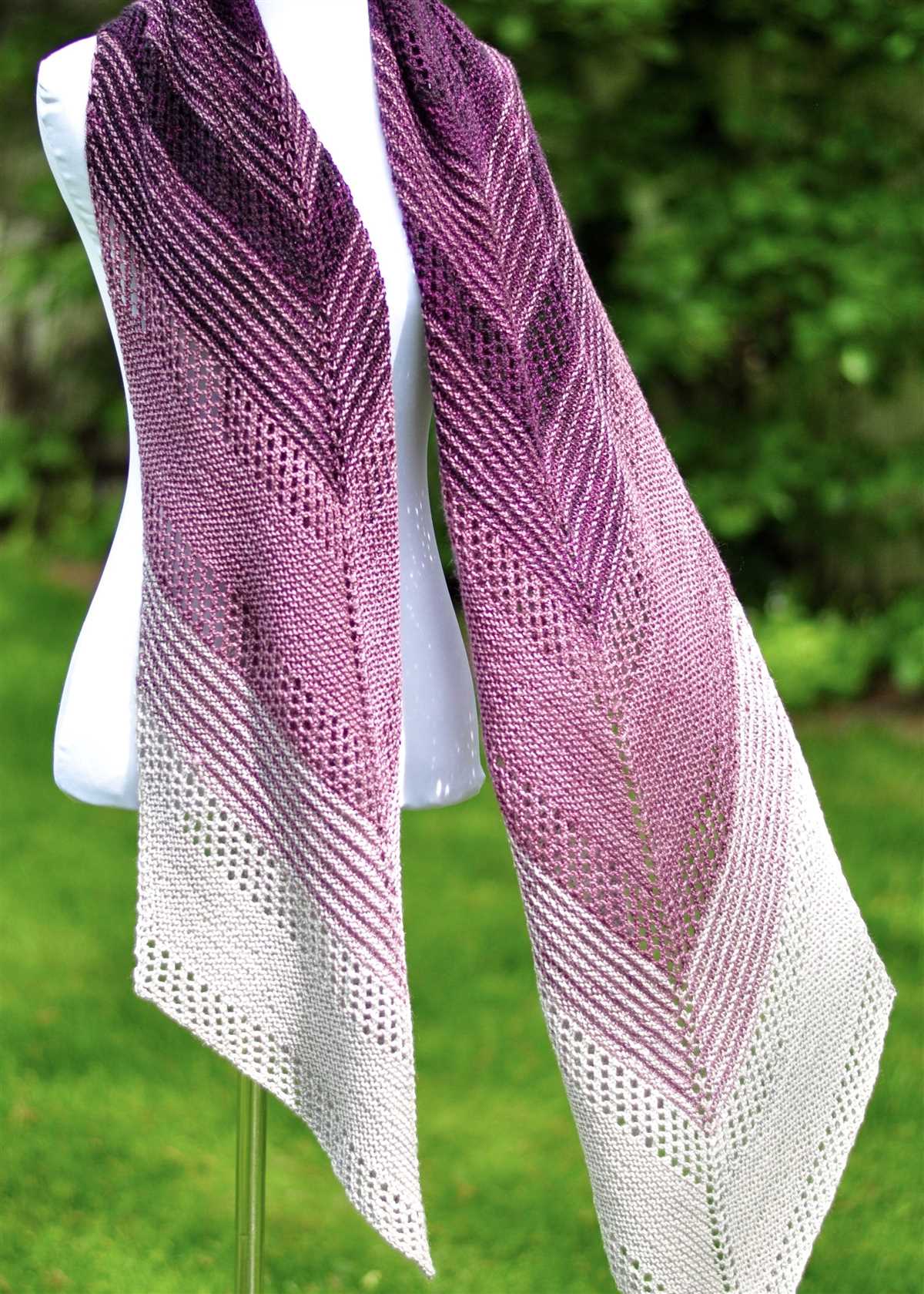 Stunning Knitting Patterns for Cozy Scarves and Elegant Shawls