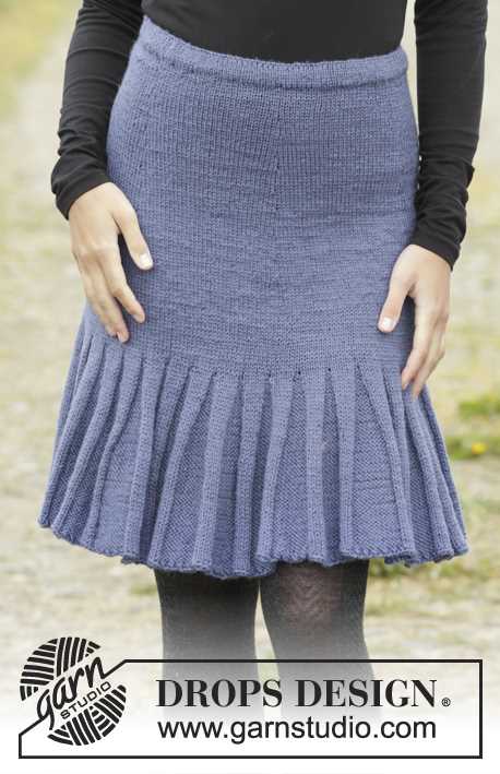 Knit a Stunning Pleated Skirt with This Simple Pattern