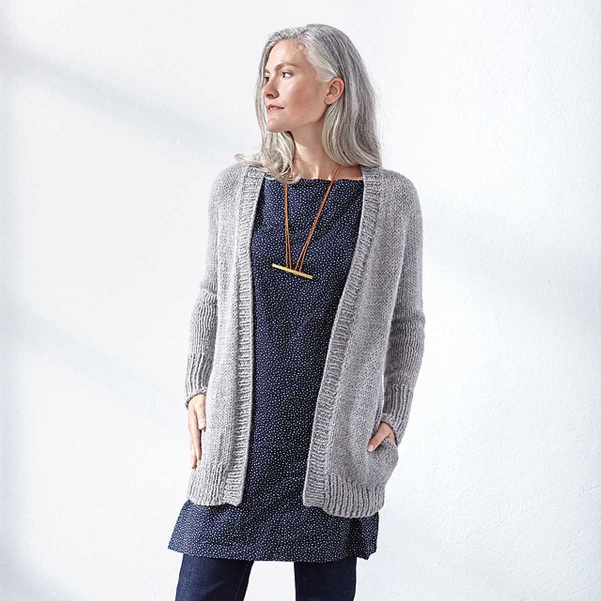 Stylish and Cozy: The Emma Cardigan Knitting Pattern