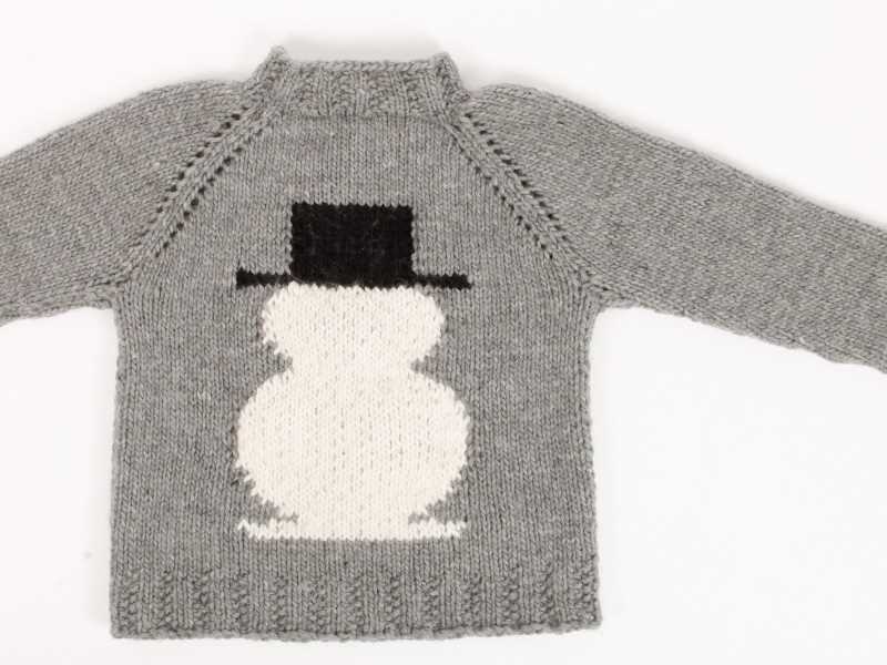 Cozy Up with an Adorable Penguin Sweater: Knitting Pattern