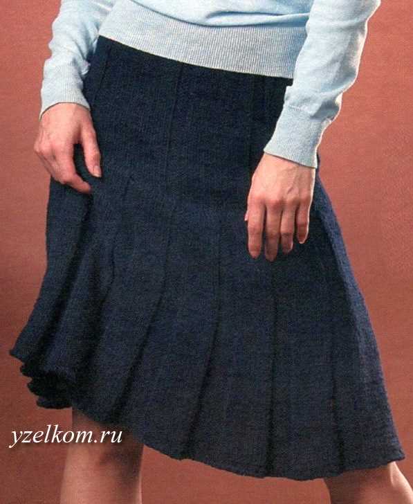 Knit a Stunning Pleated Skirt with This Simple Pattern