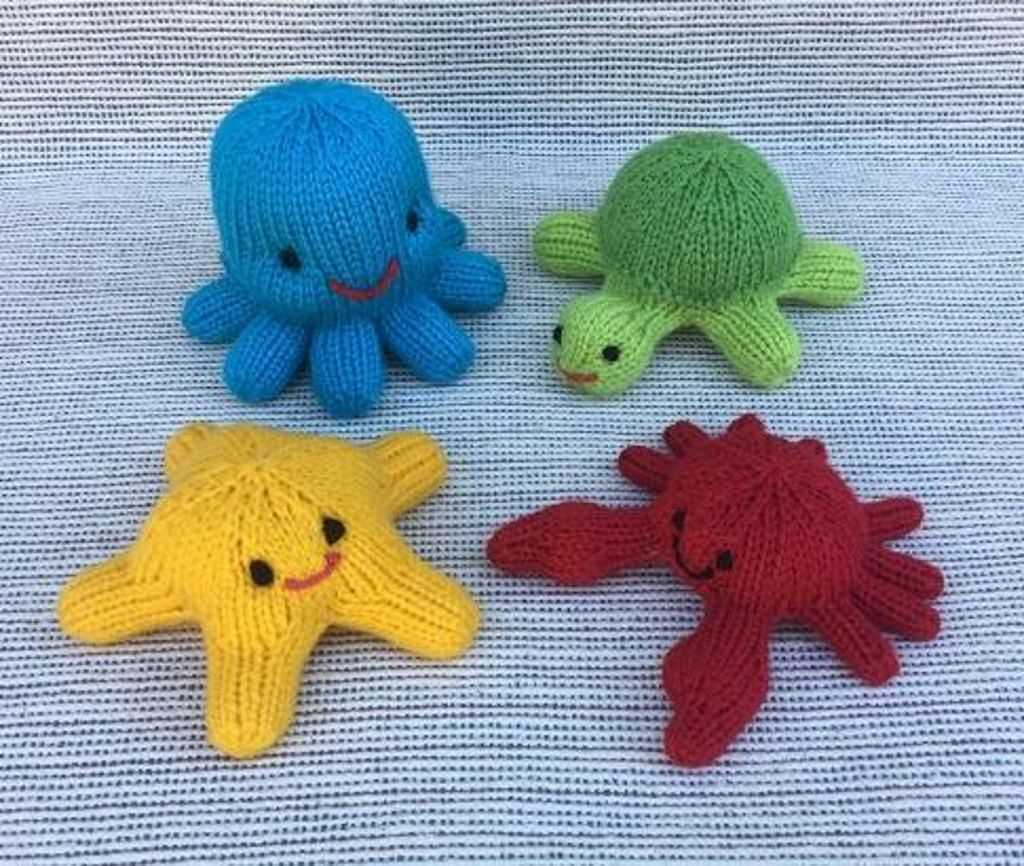 Create adorable knitted toys with these free patterns
