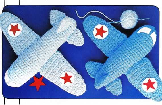 Unique Knitted Airplane Pattern for Crafty Creators