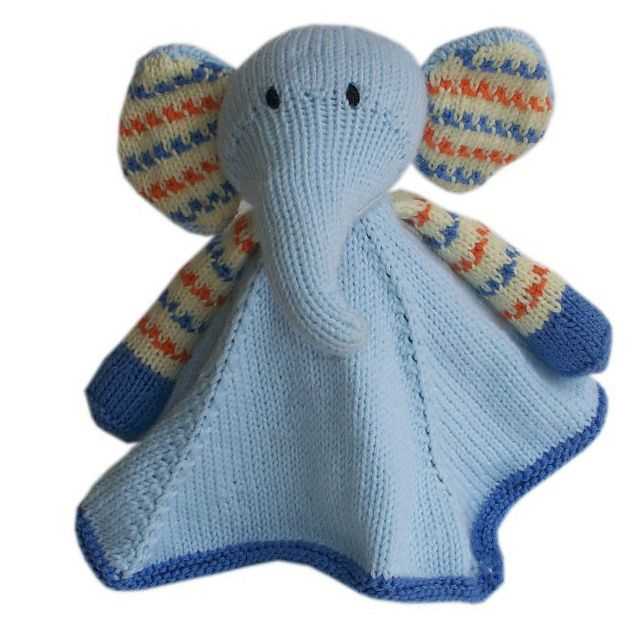 Cozy and Free Pattern for a Knitted Lovey Blanket