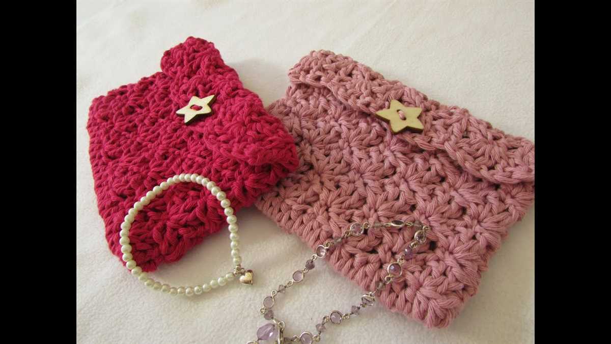 Simple instructions for making a knitted coin purse
