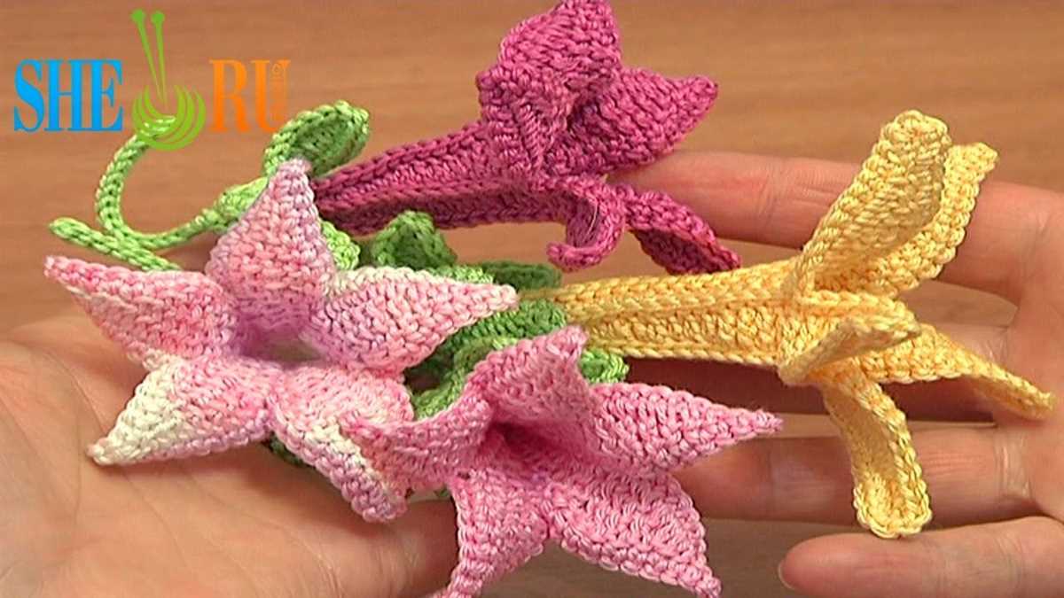 Cozy Blossoms: Free Patterns for Tiny Knitted Flowers